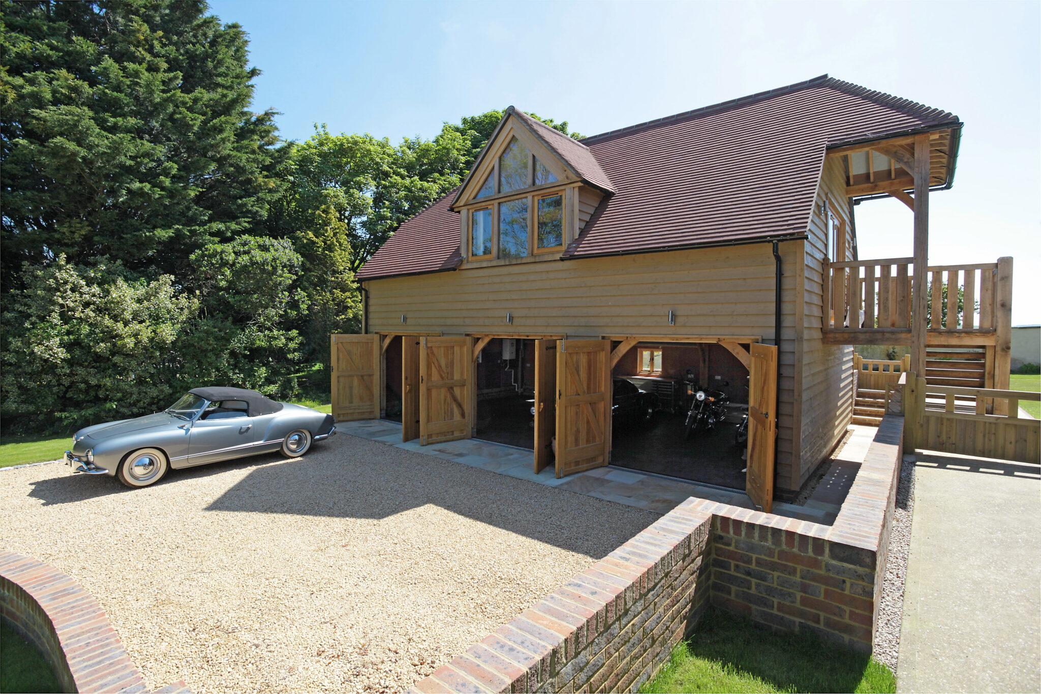 Three Bay Garage with Room Above Gallery - Oak Frames Direct