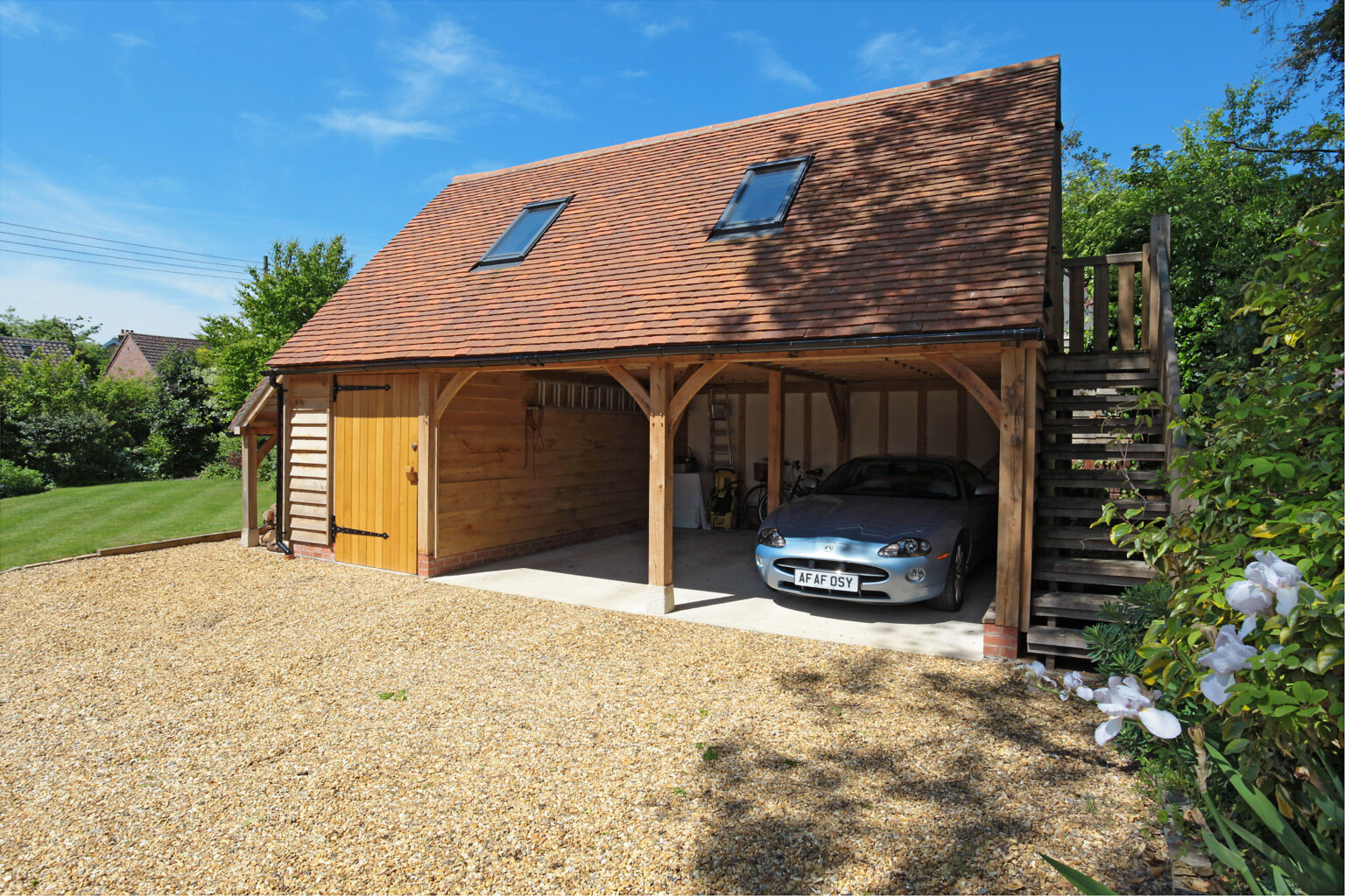Three Bay Garage with Room Above Gallery - Oak Frames Direct