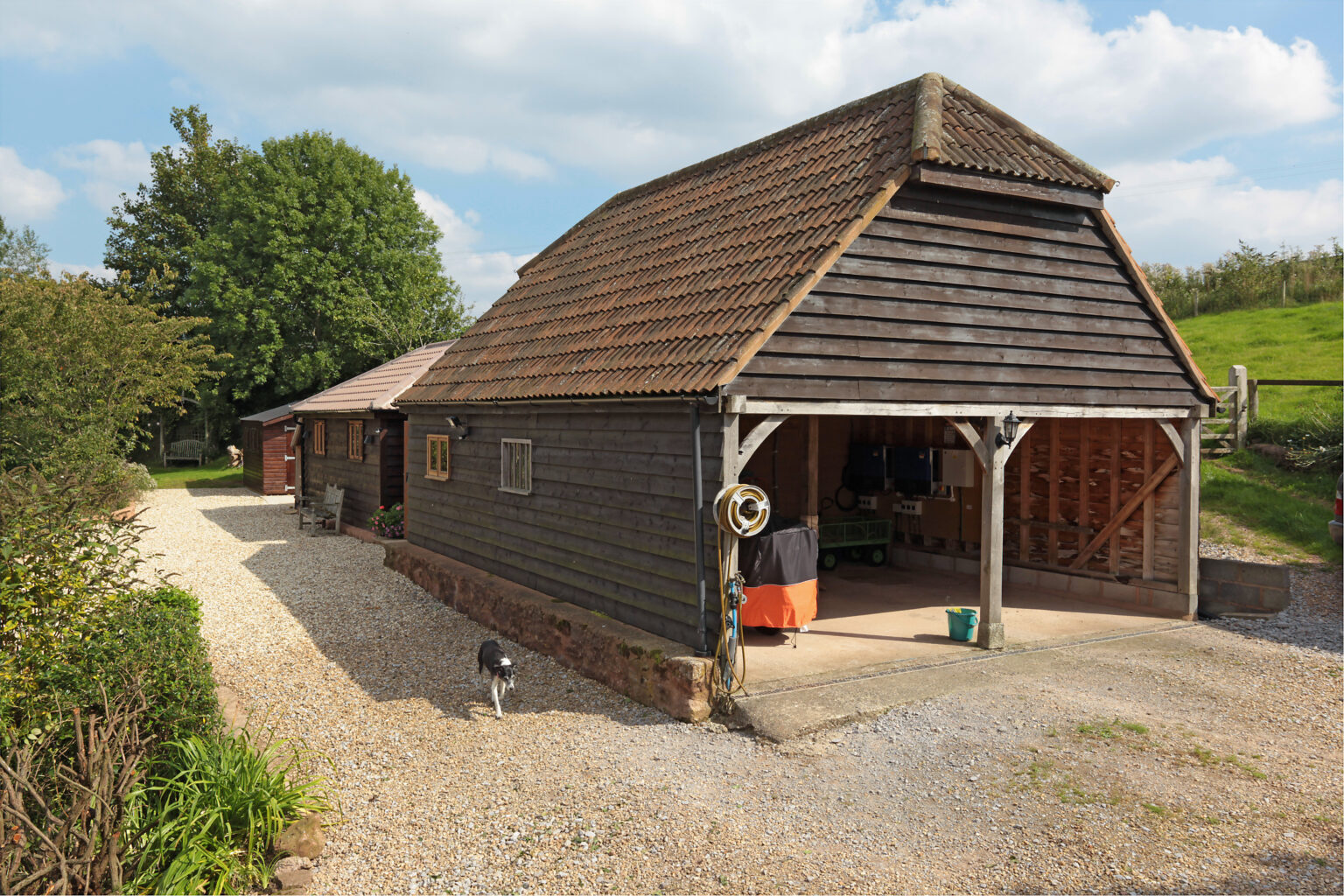 Three Bay Garage with Room Above Gallery - Oak Frames Direct
